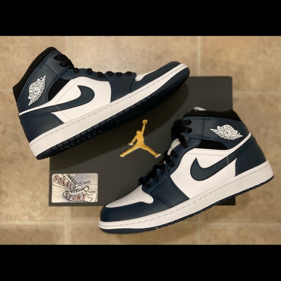 Jordan | Shoes | New Nike Air Jordan Retro Mid Armory Navy Blue White ...